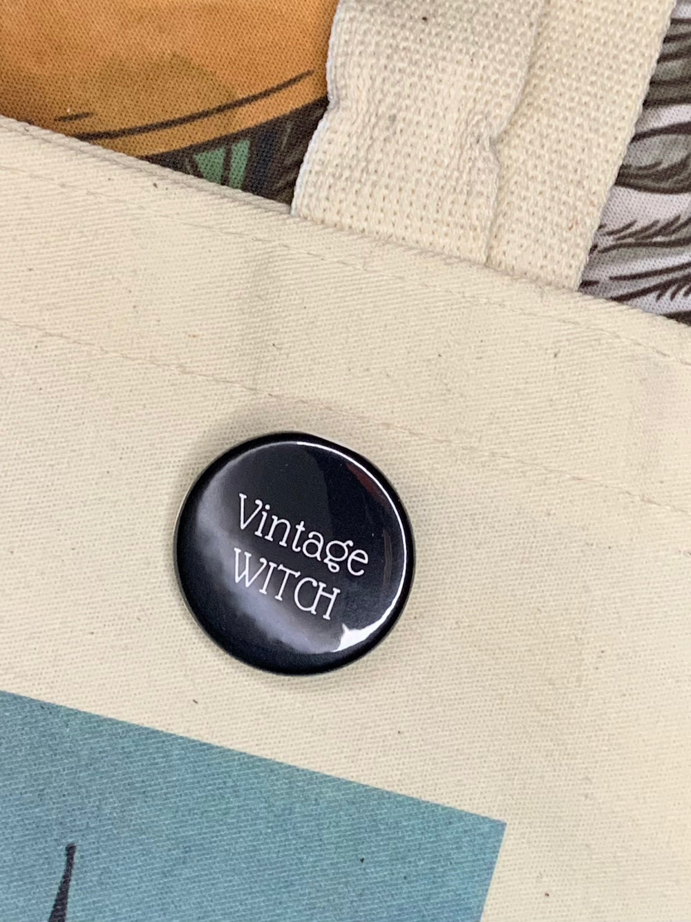 Vintage Witch Button – The Enchanted Alcove
